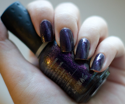 Vernis Orly Cosmic FX : Out of this World - Blood is the new Black